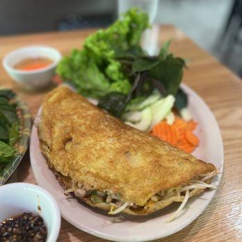 SAIGON 512 - Updated January 2025 - 262 Photos & 117 Reviews - 105 E ...