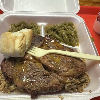 POCHE’S MARKET AND RESTAURANT - Updated January 2026 - 296 Photos & 205 ...