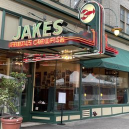JAKE’S FAMOUS CRAWFISH - Updated December 2025 - 2258 Photos & 2052 ...