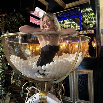 CHAMPAGNE PROBLEMS - Updated December 2024 - 55 Photos & 21 Reviews ...