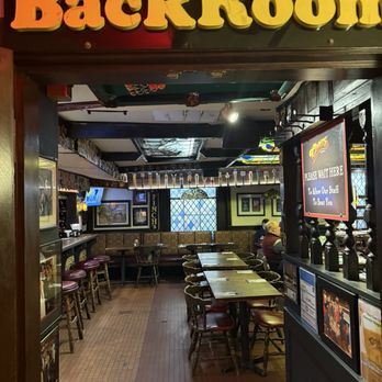 CHEERS - Updated July 2025 - 2847 Photos & 1289 Reviews - 84 Beacon St ...