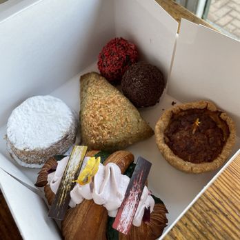 NANTUCKET BAKING - Updated January 2025 - 125 Photos & 130 Reviews ...