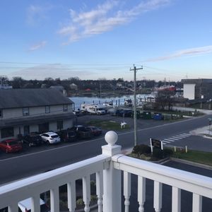 HOTEL BLUE - 49 Photos & 31 Reviews - 110 Anglers Rd, Lewes, Delaware ...
