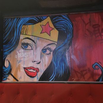 VERSUS - Updated July 2025 - 130 Photos & 145 Reviews - 42 Province St ...