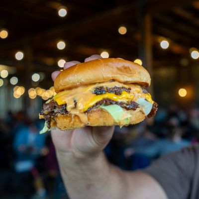 BURGER BUDS - Updated December 2025 - 48 Photos & 31 Reviews - 23330 ...