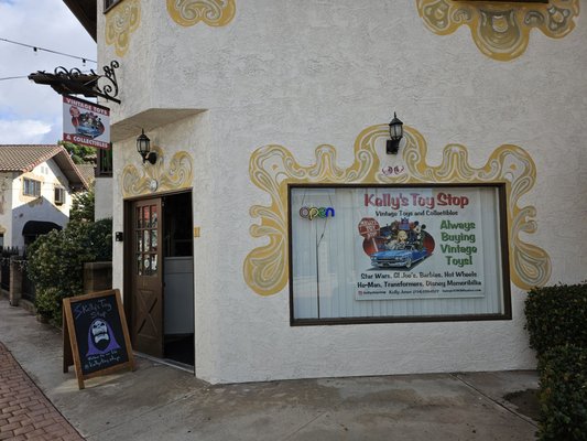 KELLY’S TOY STOP - Updated December 2025 - 55 Photos & 94 Reviews ...