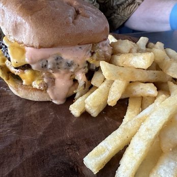 BOURBONS CRAFT KITCHEN AND BAR - Updated January 2026 - 143 Photos & 86 ...