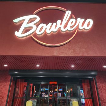 BOWLERO WILLOWBROOK - Updated December 2025 - 70 Photos & 46 Reviews ...