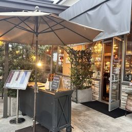 YANNI’S BAR & GRILL - Updated January 2026 - 865 Photos & 881 Verified ...