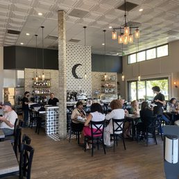 CRESCENT BISTRO - Updated January 2026 - 530 Photos & 384 Reviews - 45 ...