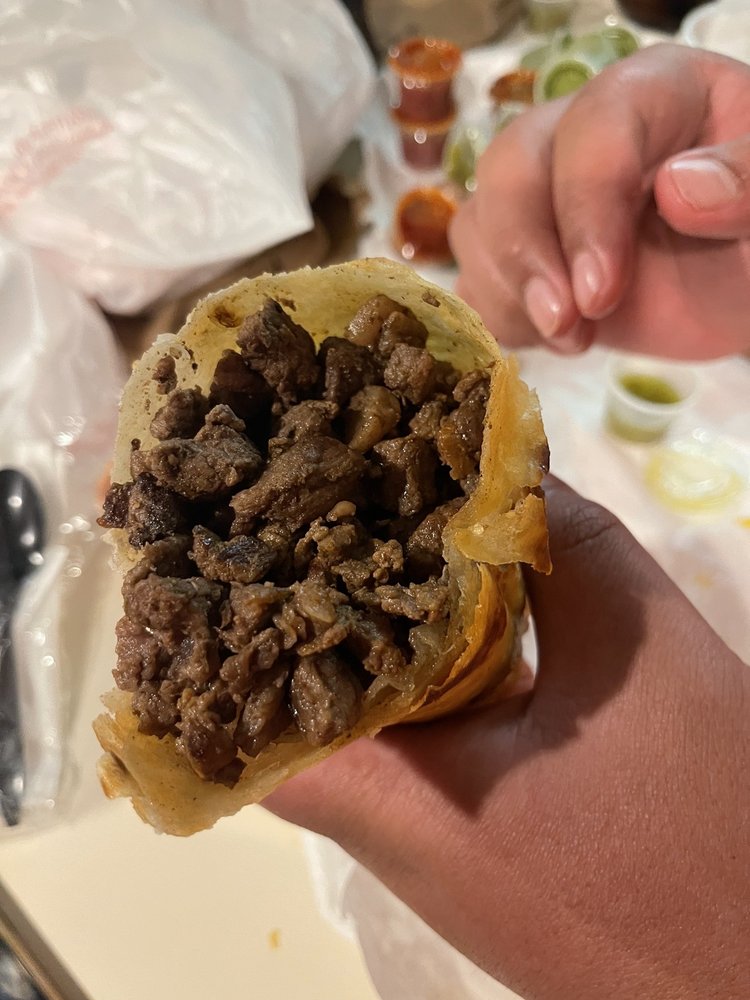 BETOS - Updated December 2025 - 19 Photos & 83 Reviews - 668 N Main St ...