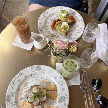 LITTLE HEN - Updated June 2025 - 2821 Photos & 1119 Reviews - 3451 NE ...