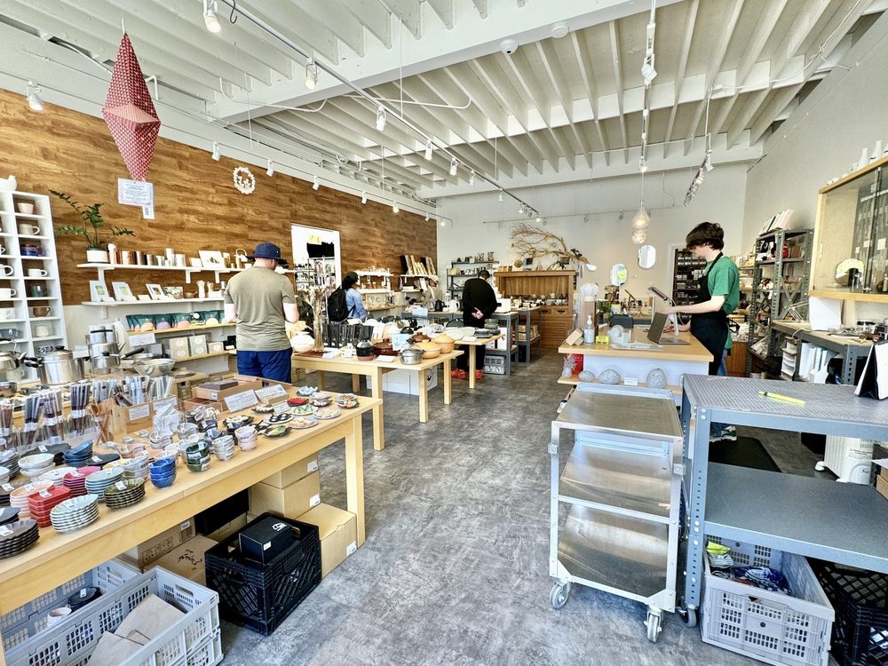 SF76 - Updated January 2025 - 49 Photos - 1758 Buchanan St, San ...