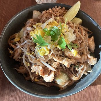 TIKI THAI - Updated September 2024 - 795 Photos & 388 Reviews - 12100 ...