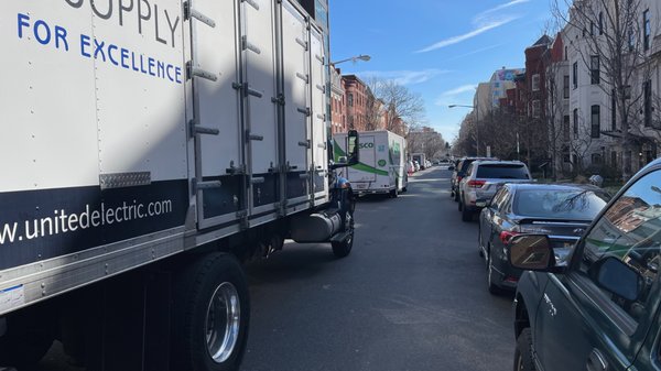 ALSCO LINEN & UNIFORM SERVICE - Updated February 2025 - 12 Photos & 22 ...