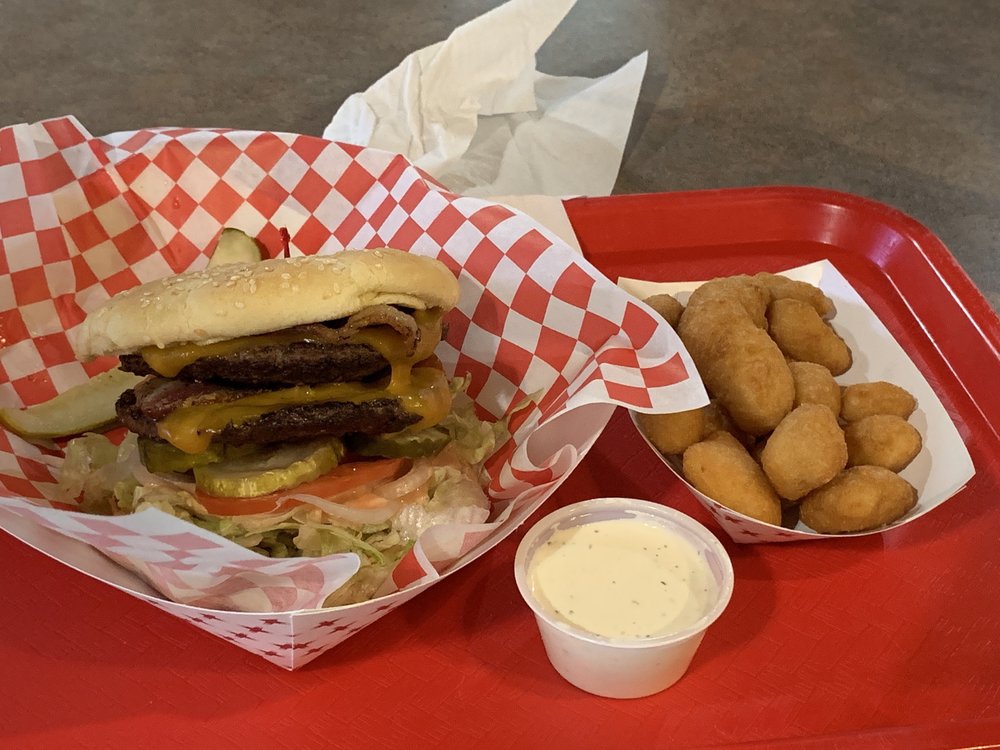 ASHTON’S BURGER BARN - 41 Photos & 88 Reviews - 304 N Hwy 6, Delta ...