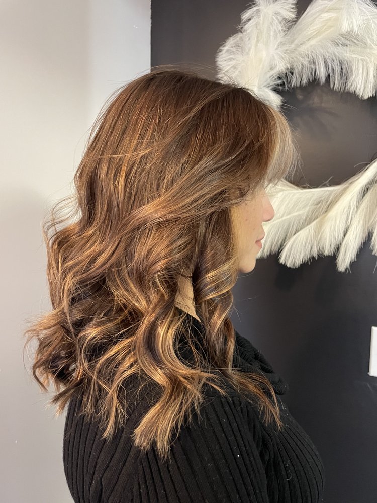 CREATIVE HAIR STUDIO - Updated July 2025 - 13 Photos - 7103 Pocahontas ...