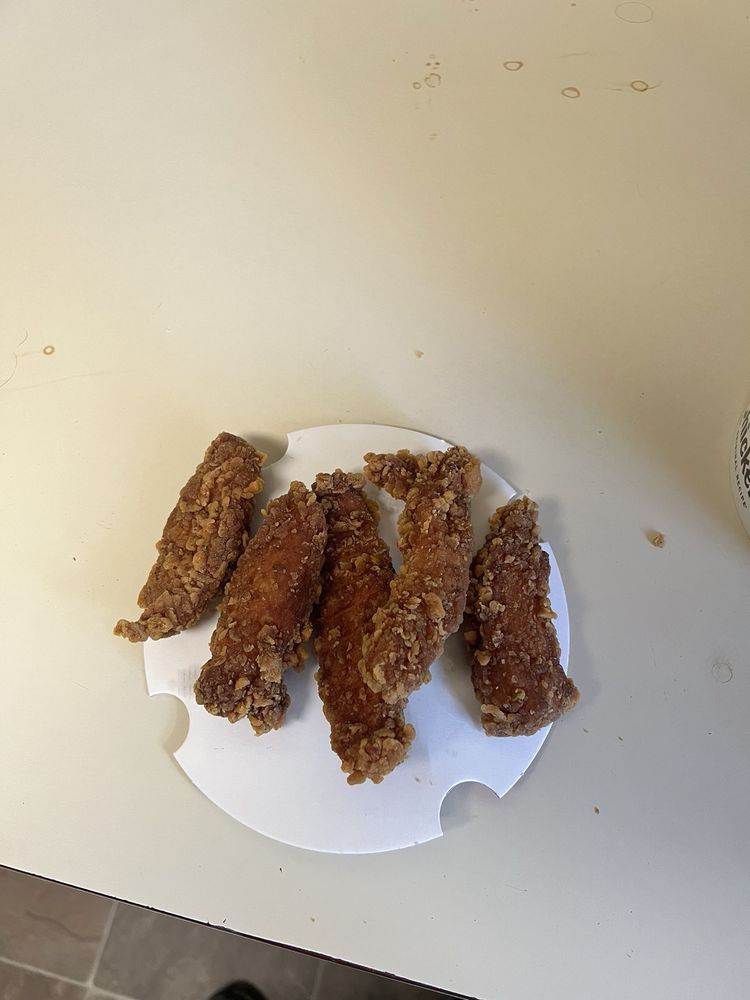 KFC - Updated December 2025 - 23 Photos & 30 Reviews - 4016 N Division ...