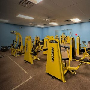 CRUNCH FITNESS - AMARILLO - Updated February 2025 - 25 Photos - 2020 S ...