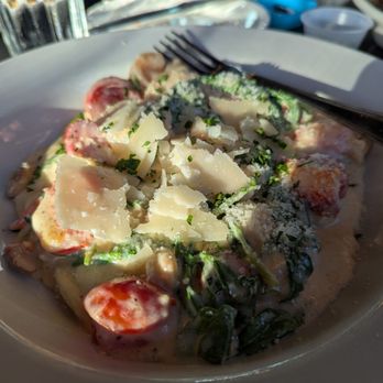 EDIBLES RESTAURANT & BAR - Updated December 2025 - 283 Photos & 375 ...