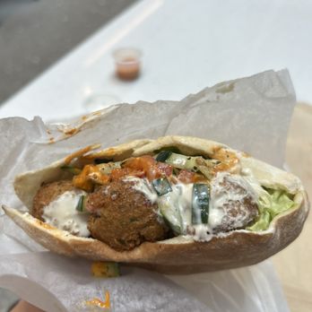 FALAFEL INC - Updated April 2025 - 665 Photos & 861 Reviews - 1210 ...