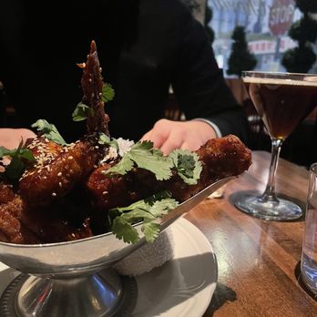 AU CHEVAL - Updated February 2025 - 2562 Photos & 1168 Reviews - 33 ...