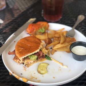 BUGLIN’ BULL RESTAURANT AND SPORTS BAR - Updated January 2025 - 232 ...