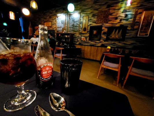 MAINLANDER - Updated April 2024 - 66 Photos & 28 Reviews - 8 S Euclid ...