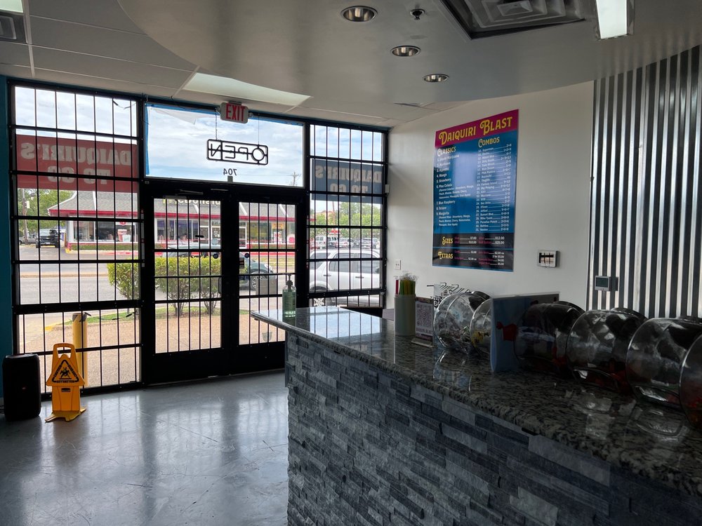 DAIQUIRIS TO GO - Updated September 2025 - 71 Photos & 103 Reviews ...