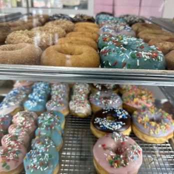JASMINE DONUTS - Updated December 2025 - 110 Photos & 167 Reviews ...