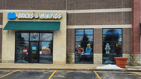 BRICKS & MINIFIGS - FRANKLIN, WI - Updated December 2025 - 2838 W ...