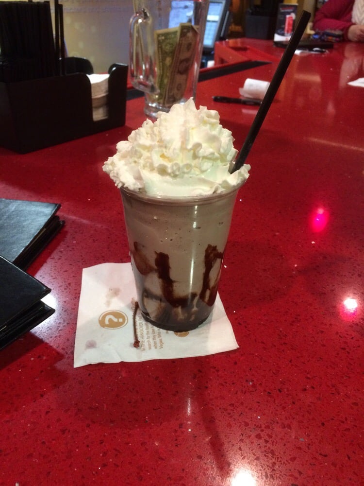 MACGUFFINS BAR & LOUNGE - 13025 Worldgate Dr, Herndon, Virginia - Beer ...