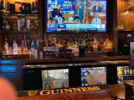 O’CONNERS IRISH PUB - 67 Photos & 69 Reviews - 2200 N Limestone St ...