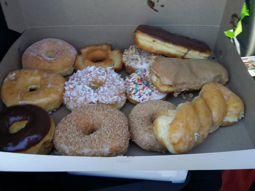 MANNA DONUTS - Updated June 2025 - 12 Reviews - 600 E Holt Ave, Pomona ...