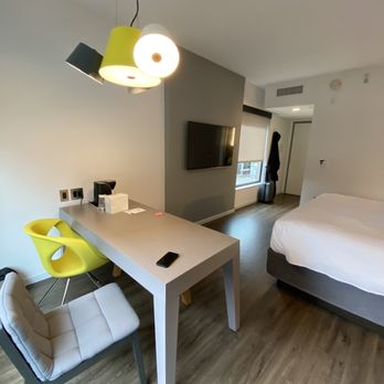 RADISSON RED MINNEAPOLIS DOWNTOWN - Updated October 2025 - 157 Photos ...