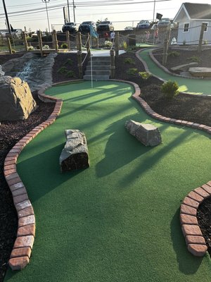 HILLSIDE MINI GOLF & ICE CREAM - Updated January 2026 - 14 Photos ...