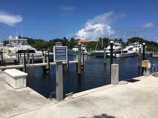 LOGGERHEAD MARINA - JUPITER - Updated December 2025 - 10 Photos - 3238 ...