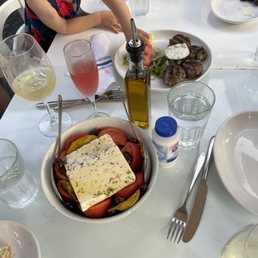 CALISTA GREEK SEAFOOD TAVERNA - 263 Photos & 166 Reviews - 150 Giralda ...