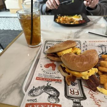 FROTHY ROOSTER - Updated September 2025 - 31 Photos & 22 Reviews - 1 N ...