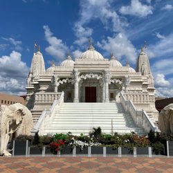 BAPS SHRI SWAMINARAYAN MANDIR, CHICAGO - 215 Photos & 36 Reviews - 1851 ...