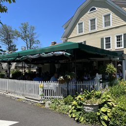 TEWKSBURY INN - Updated December 2025 - 202 Photos & 275 Reviews - 55 ...
