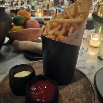 FLORA ROOM - Updated January 2026 - 171 Photos & 83 Reviews - 200 N 1st ...