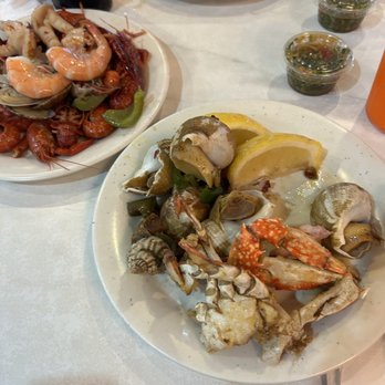 HARBOR SEAFOOD SUPER BUFFET - 266 Photos & 131 Reviews - 10030 N Metro ...