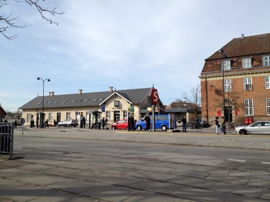 HELLERUP STATION - Updated December 2025 - Ryvangs Alle 79 C, Hellerup ...