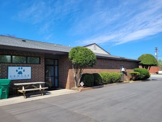 CENTER VETERINARY HOSPITAL - Updated October 2025 - 1203 W Market ...