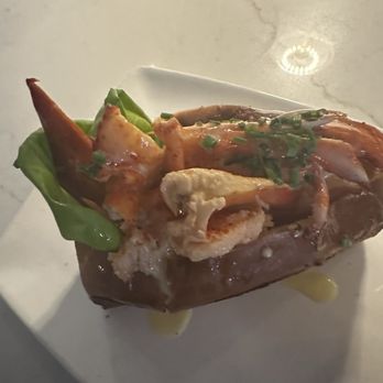 TASTE ON MAIN - Updated March 2025 - 368 Photos & 226 Reviews - 116 ...