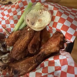 WING KING - Updated August 2025 - 186 Photos & 118 Reviews - 101 E ...