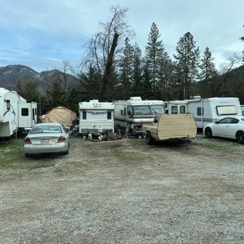 LAKESHORE VILLA RV PARK - Updated September 2025 - 34 Photos & 21 ...