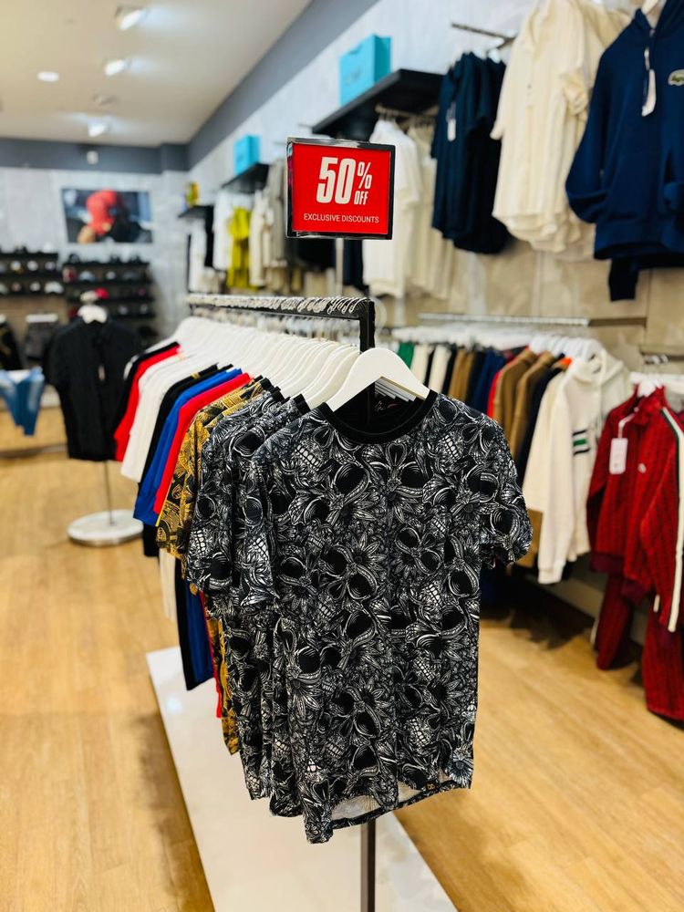 REVOLT STORES - Updated July 2025 - 23 Photos - 2000 Willowbrook Mall, Houston, Texas - Men's ...