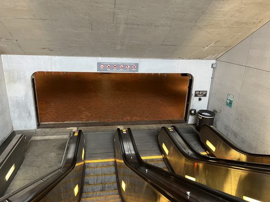 STADIUM-ARMORY METRO STATION - Updated December 2025 - 22 Photos - 192 ...